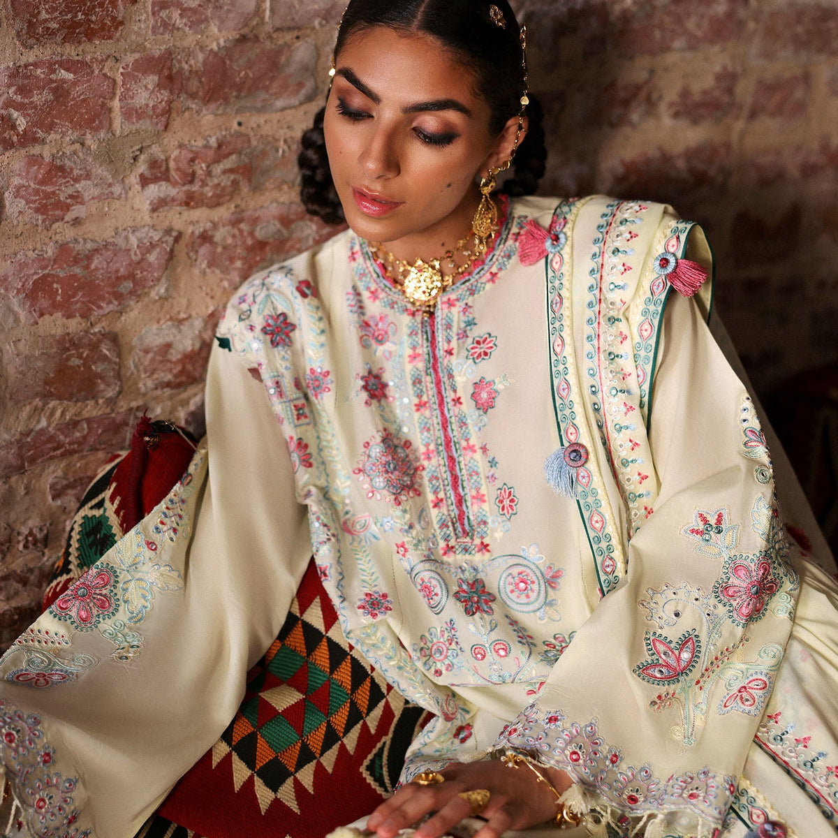 MEHERBANO (ZF-25-01) – Rupika Khanna